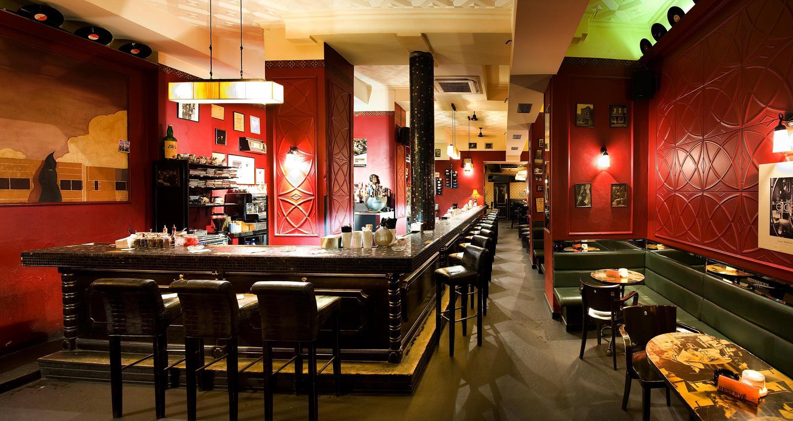 The best bars in Prague for a unique stay | Situ